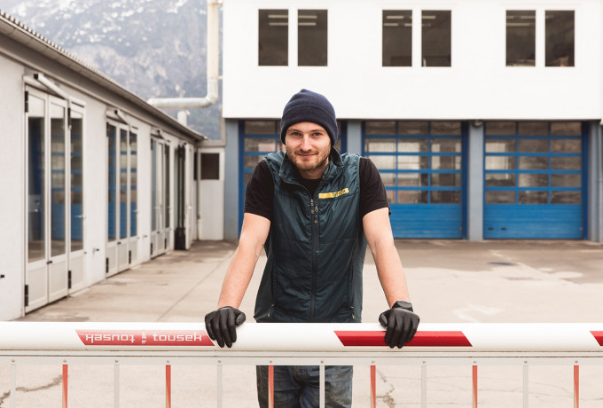 Zaungespräche – natürlich aus sicherer Distanz | dolomitenstadt