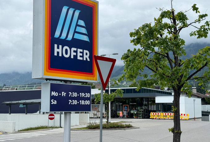 Hofer plant in 200 Filialen Selbstbedienungskassen | dolomitenstadt